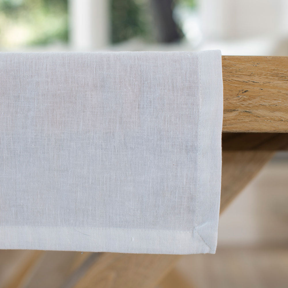 Linen Table Runners – Pepperwhites by Tara Dennis