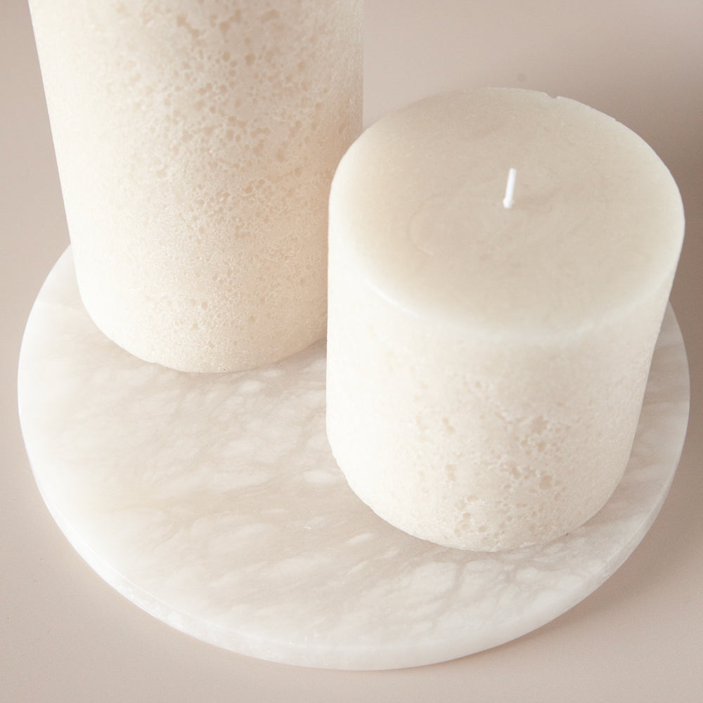 Alabaster Plate Medium | Pepperwhites by Tara Dennis